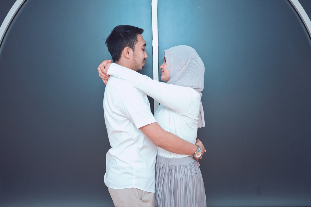 Website Pernikahan Helmi Darmawan dan Nanda Ayuningtyas